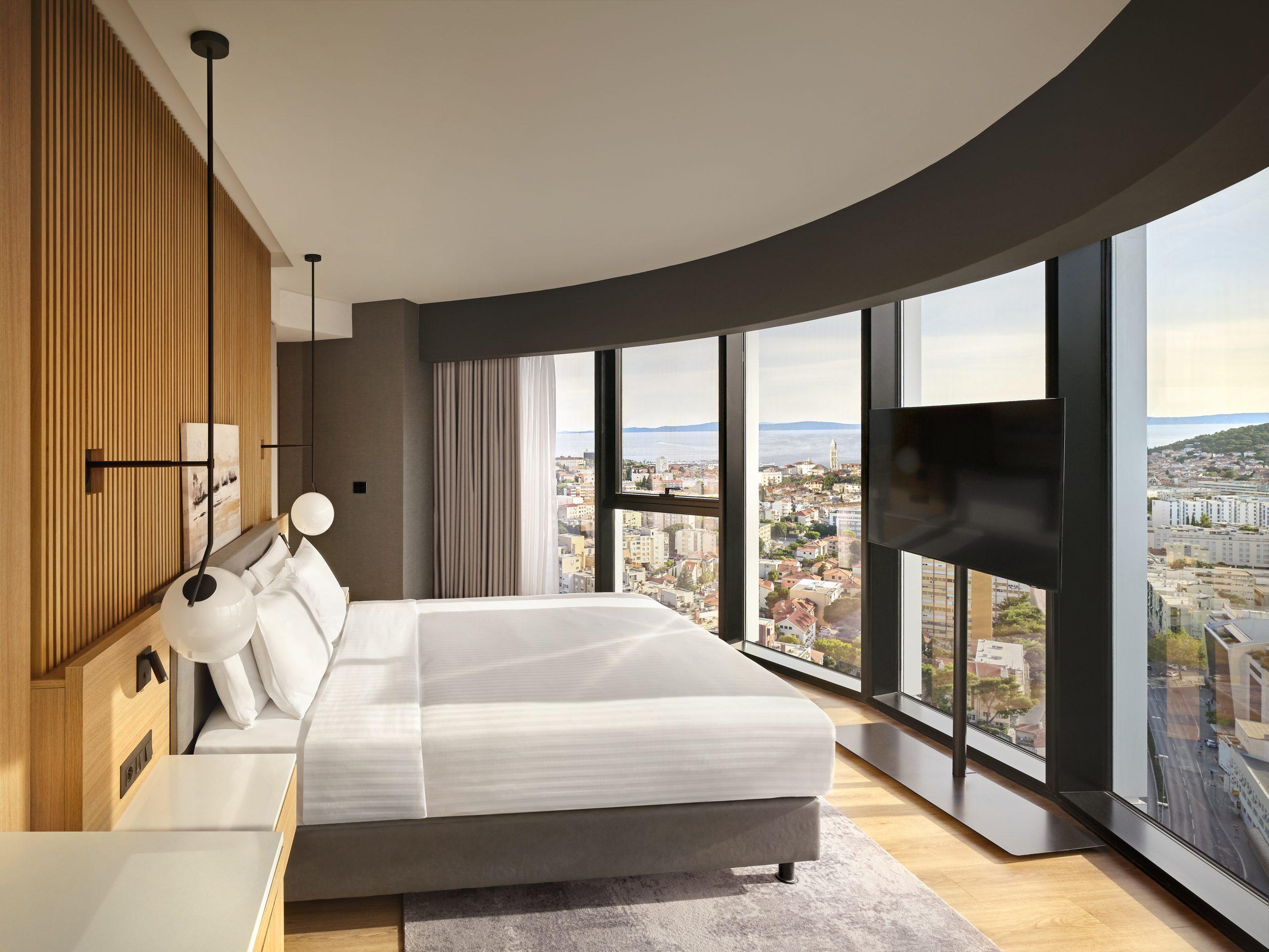 U Dalmatia Toweru, 135 metara visokom neboderu u Splitu, otvoren je ...